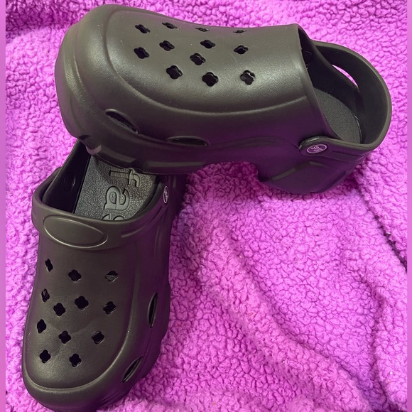 Shoes | Super Cool Chunky Croclike Clogs | Poshmark